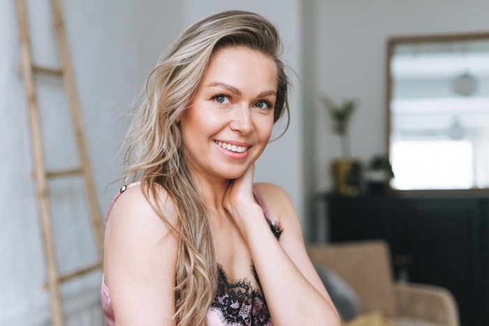 Professional Singles Dating - Meet Professional Women